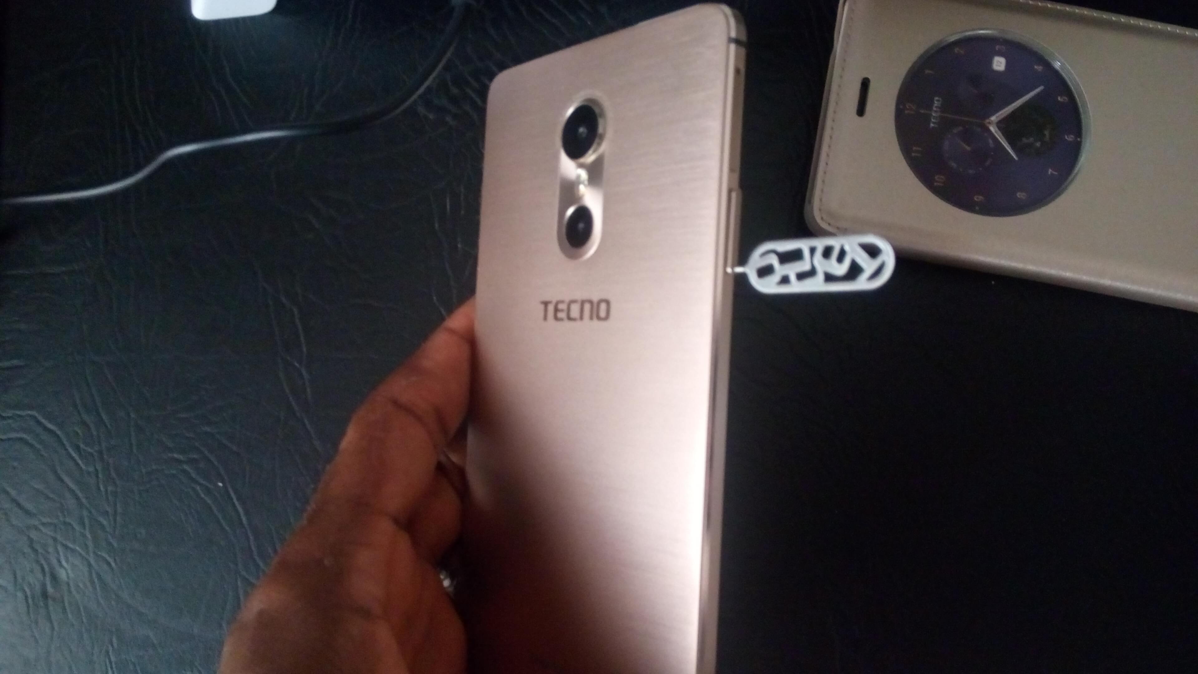 How to remove or insert SIM and SD memory cards on a Tecno Phantom 6 ...
